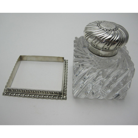 Good Quality William Comyns Silver and Glass Ink Bottle (1899)