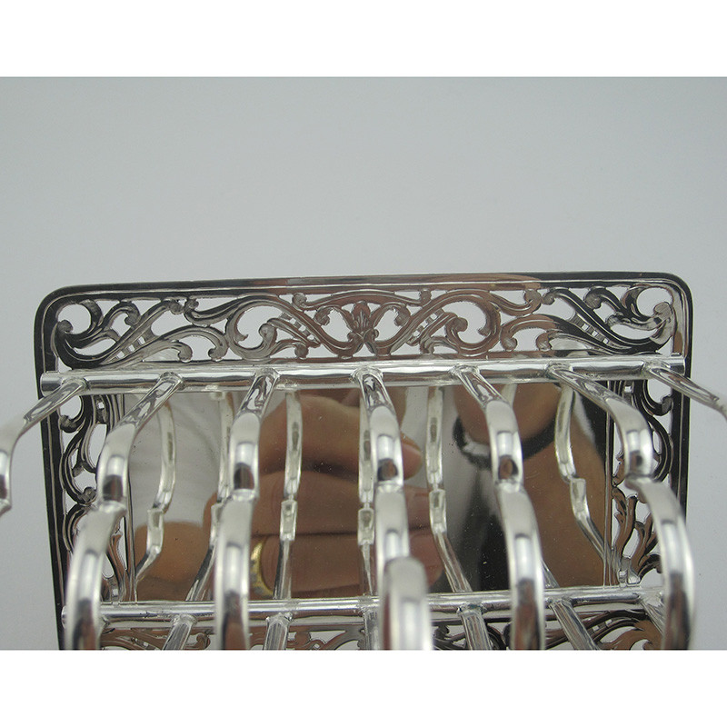 Pretty Victorian Silver Plated Toast Rack (c.1885)