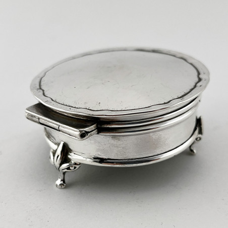 Pretty Sterling Silver Jewellery or Trinket Box with Chippendale Border