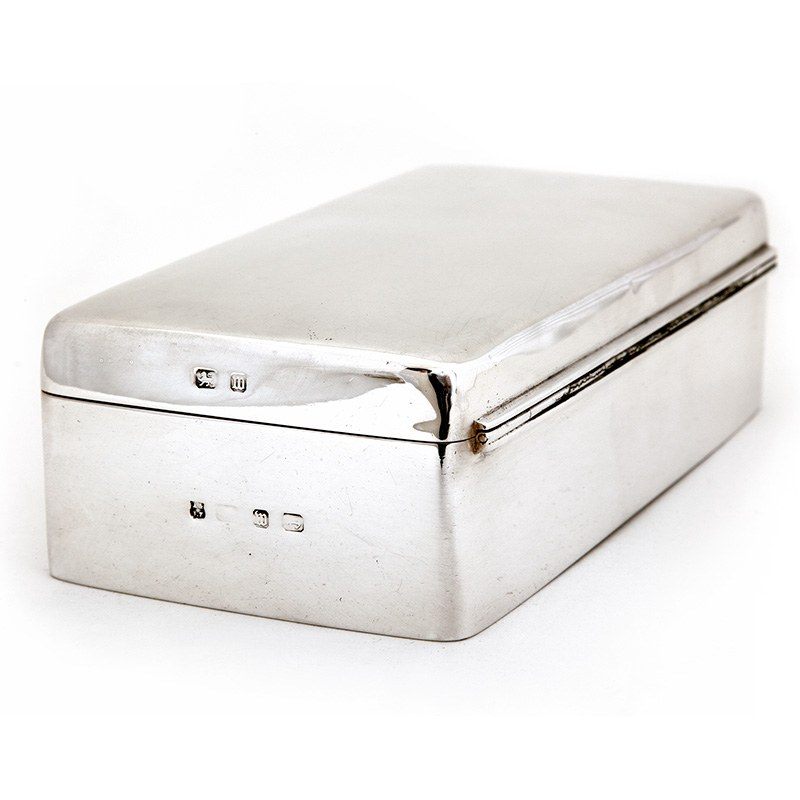 Victorian Plain Silver Cigar Box with Rounded Corners and Cedar Lining