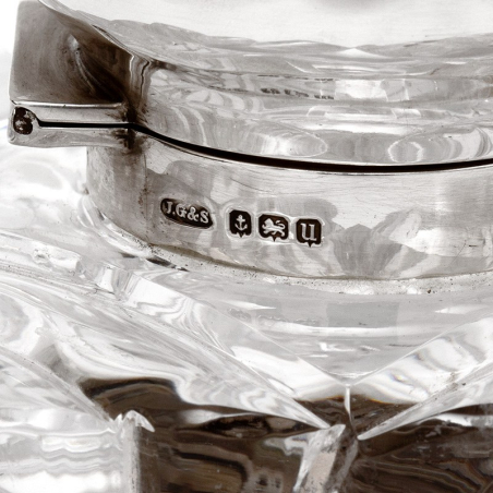 John Grinsell Silver Mounted and Cut Glass Swirl Design Inkwell (1919)